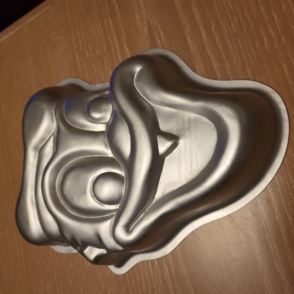 Wilton | Kitchen | Vintage Wilton Mini Donald Duck Cake Pan | Poshmark